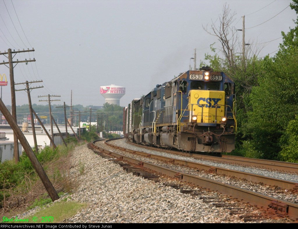 CSX 8531 Q573